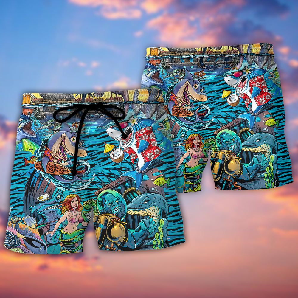 Shark Bar With Animal Underwater Trendy Aloha Hawaiian Beach Shorts ...